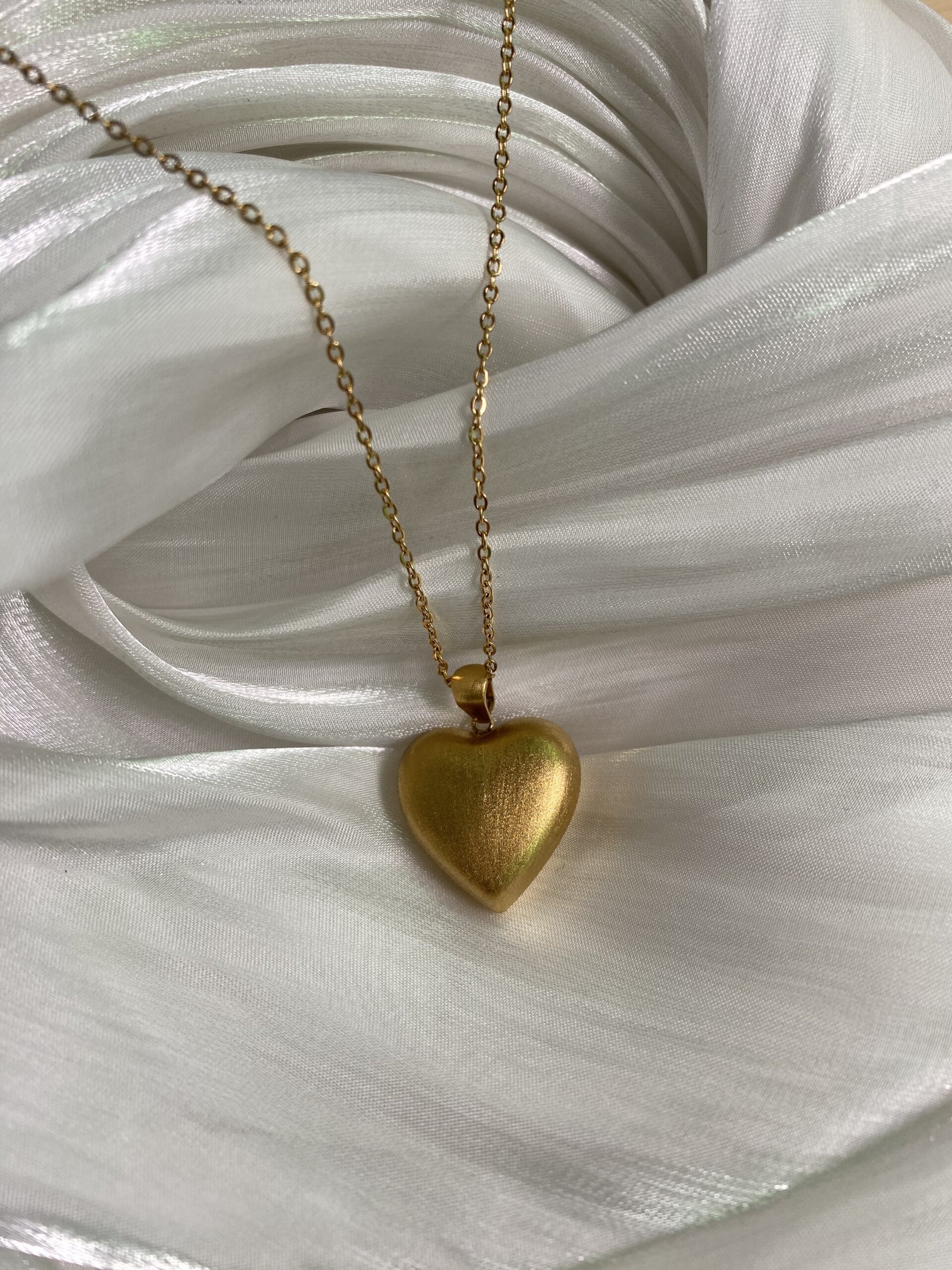 Matte Gold Jewelry: The Trendy Choice for Modern Elegance - Justop ...